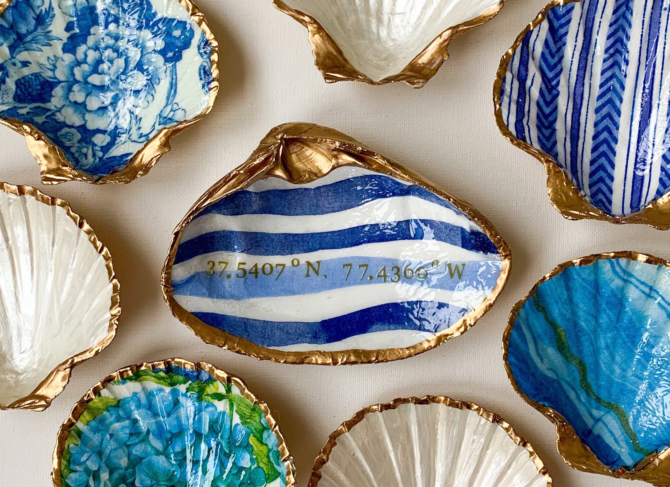 XL CLAM Decoupage Trinket/Jewelry Dish Shell Art Jewelry | Etsy