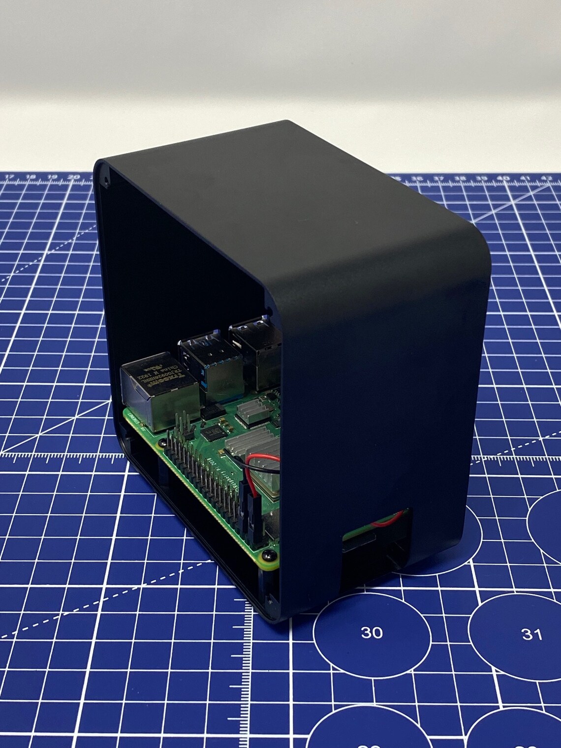 Raspberry Pi 4 Desktop Case - Etsy