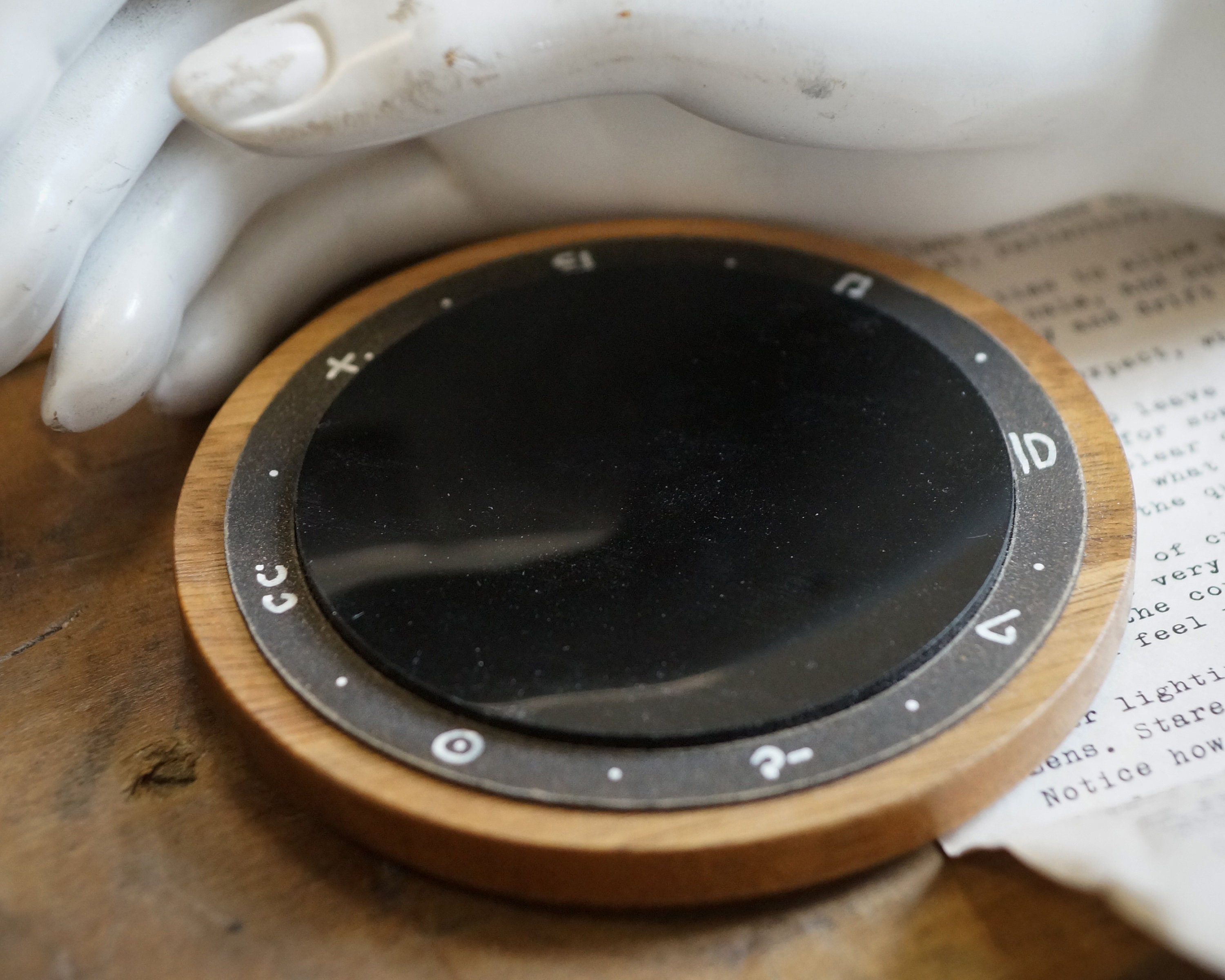 Circular Scrying Device the Dark Lens - Etsy UK