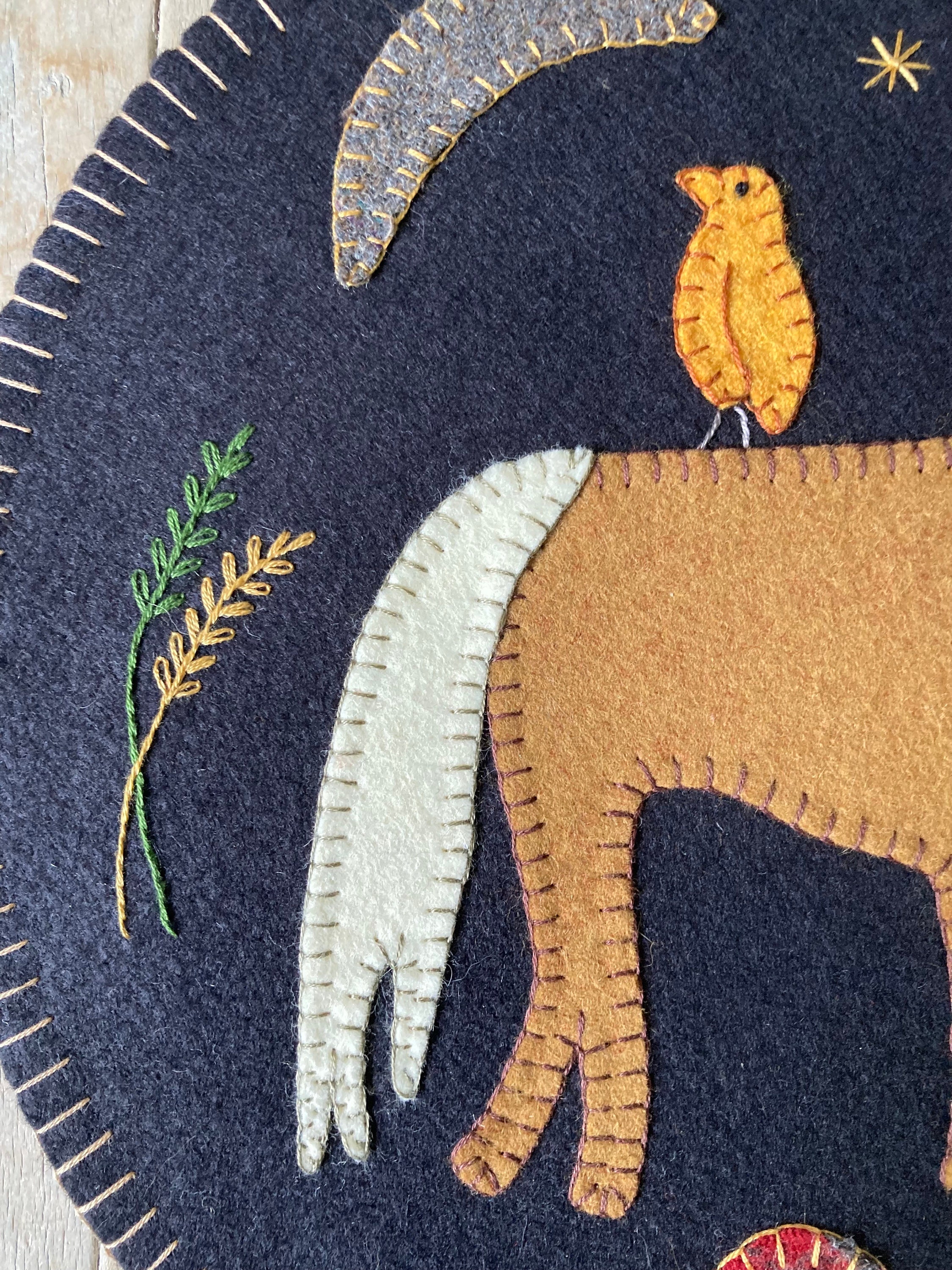 Finished Handmade Penny Rug Horse Pony Round Mat Primitive Wool Wool ...