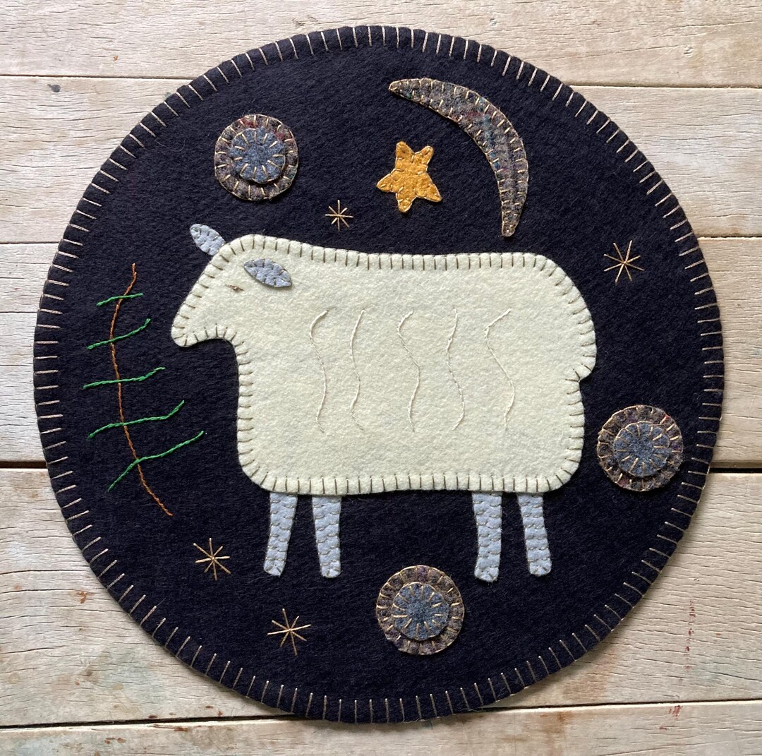 Finished Handmade Penny Rug - Wooly Sheep - Round ~ Mat ~ Primitive ...