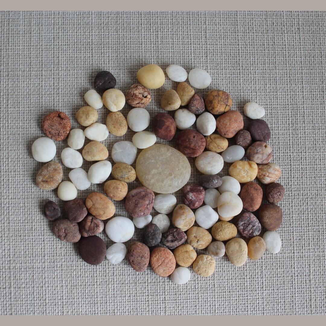 80 Small Coloured Sea Pebbles for DIY, Mandala Wall Art for Diy,mandala ...