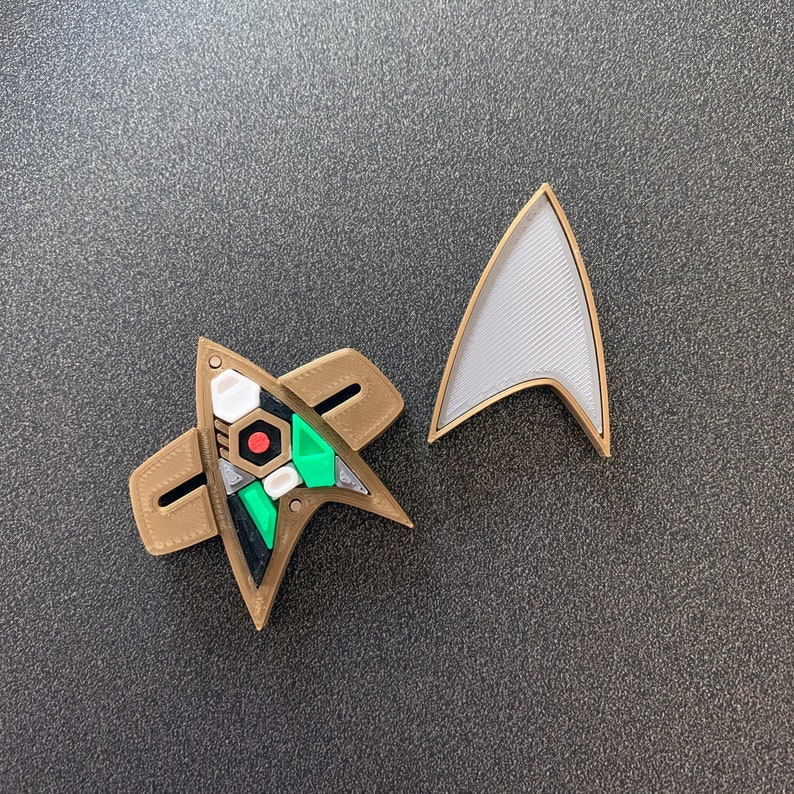 Star Trek Deep Space Nine / Star Trek Voyager Combadge With - Etsy