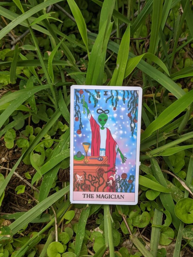 Alien Magician Tarot Card Sticker Laptop Decal Tarot Card | Etsy