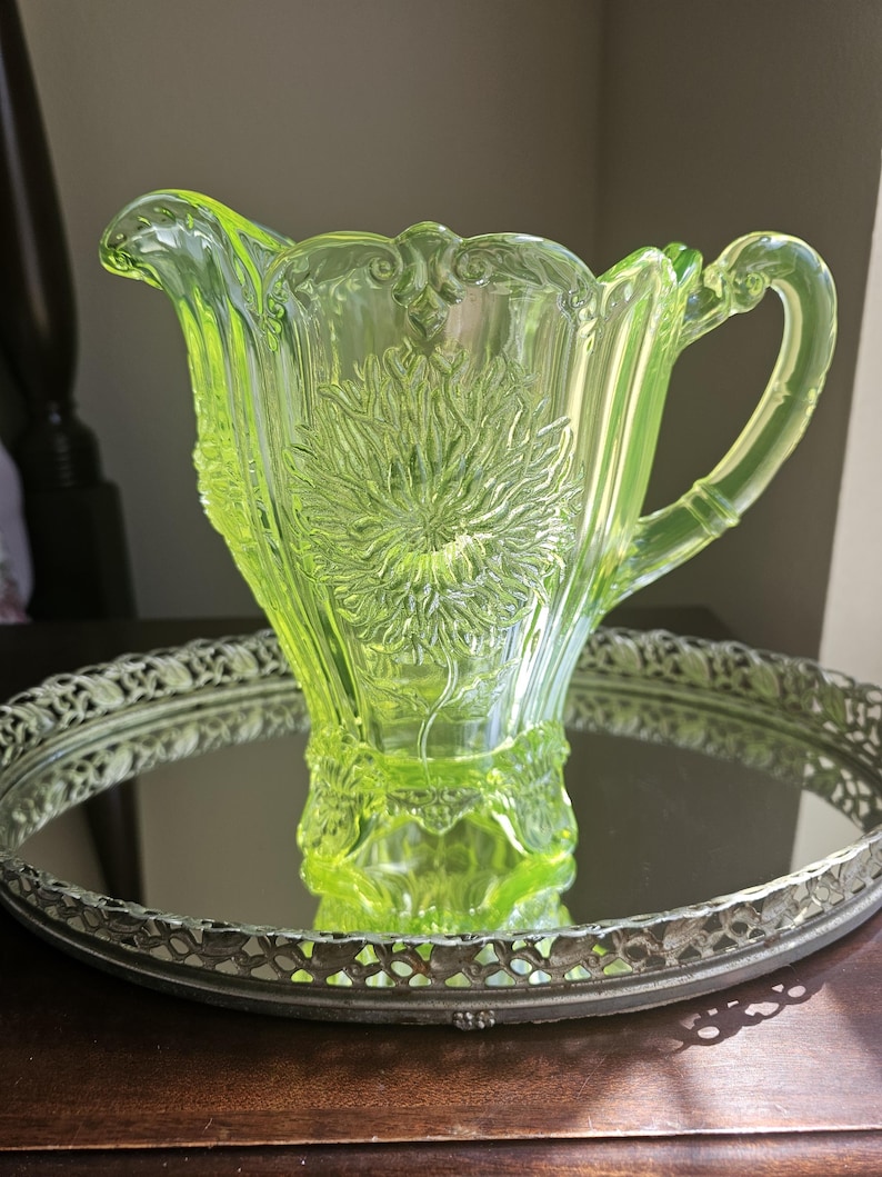 Vintage Mosser Dahlia Uranium Glass Pitcher Set With 6 Glasses ...