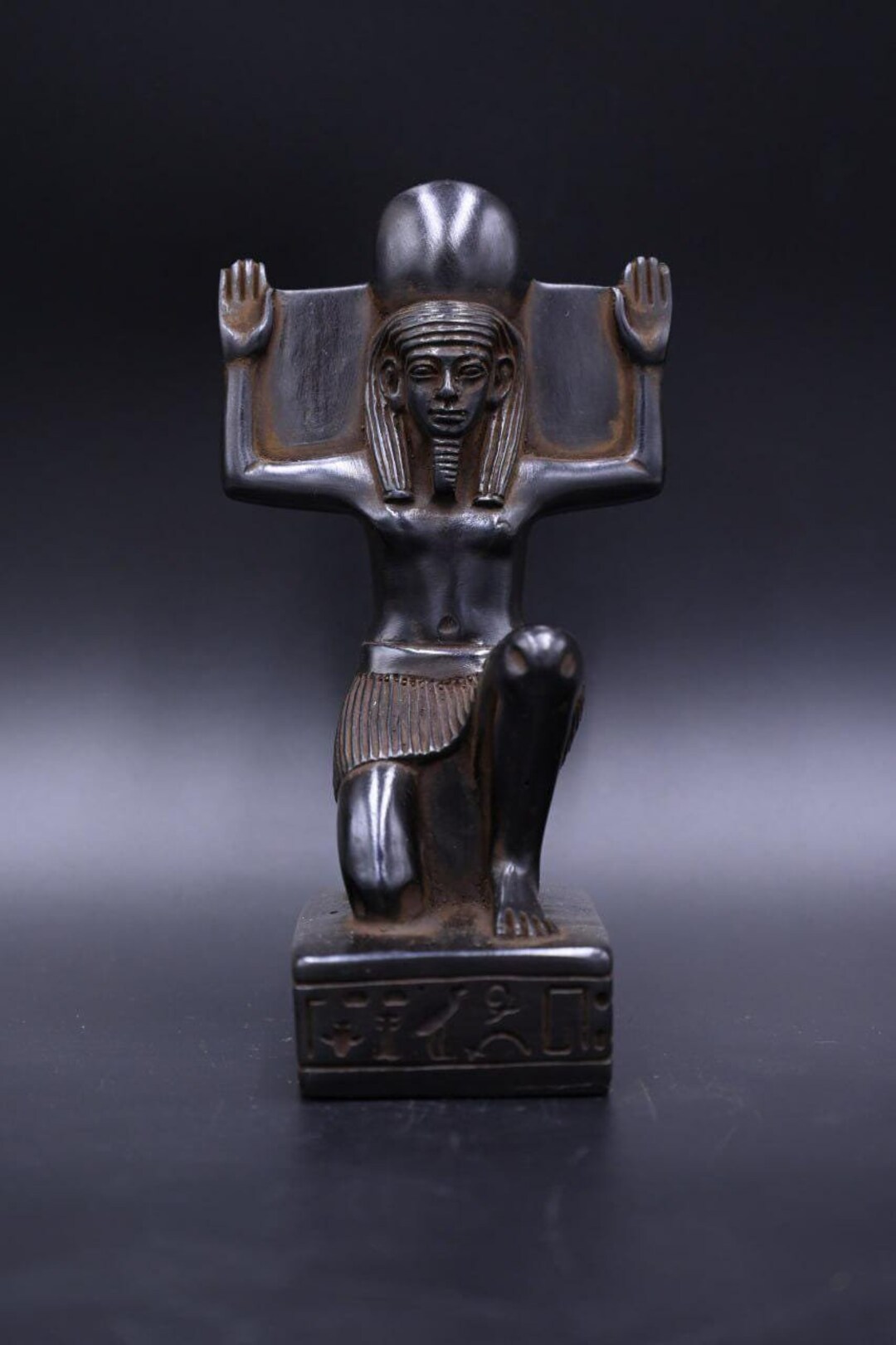 Ancient Egyptian Deity Shu in Ancient Egyptian Mythology and Religion ...