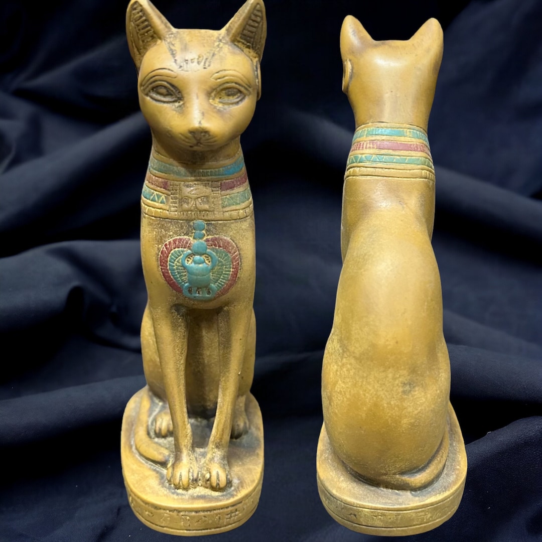 Egyptian Goddess Statue , The Top 10 Most Famous Statues of the Ancient ...