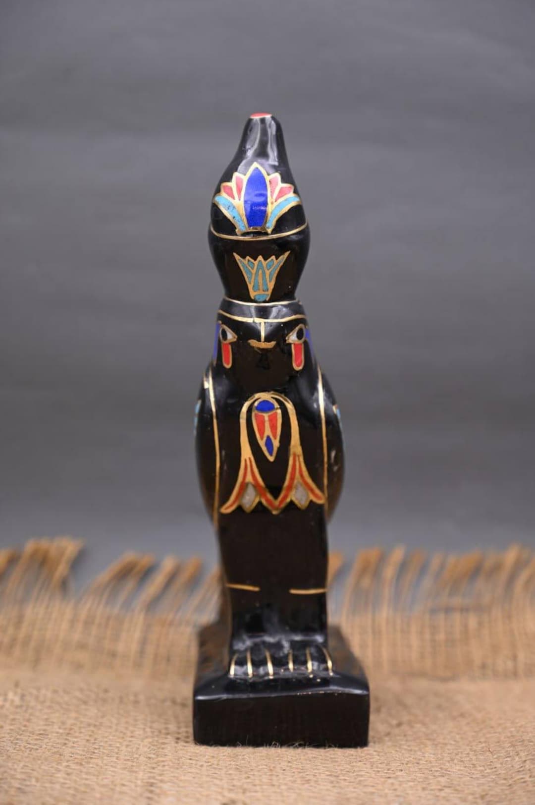 Horus Statue, Falcon Form, Egyptian Statue, Egyptian Mythology ...