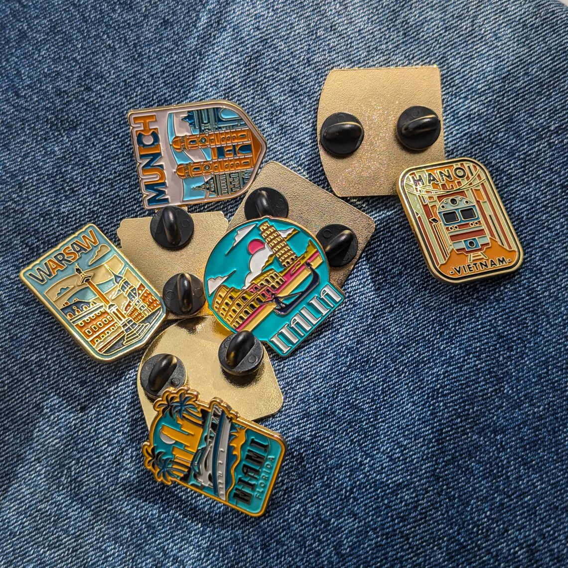 Canberra Australia Enamel Pin 1.25" Inch, Travel Pins Golden Metal ...