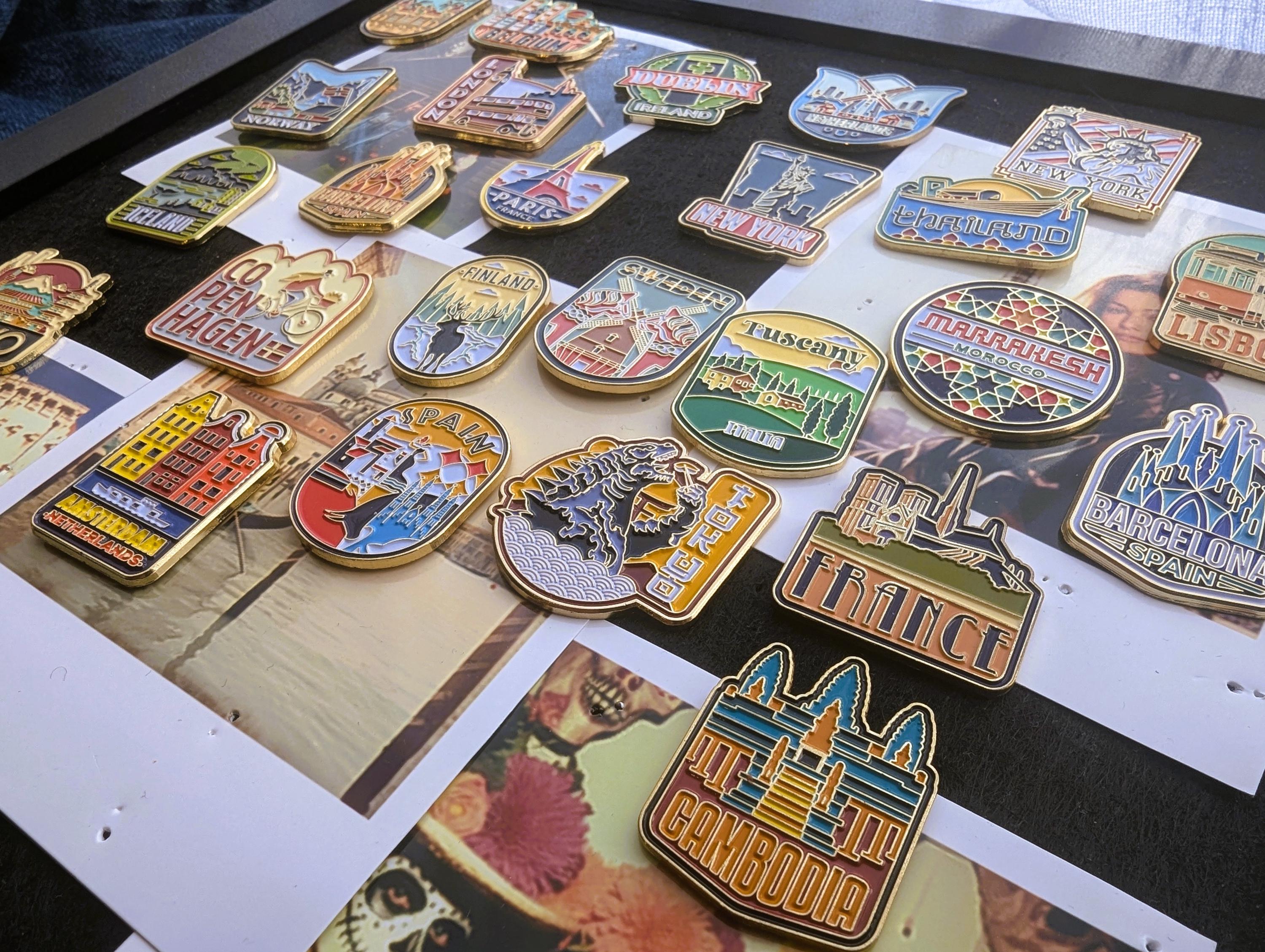 Australia Enamel Pin 1.25" Inch, Travel Pins Golden Metal Badge Flair ...