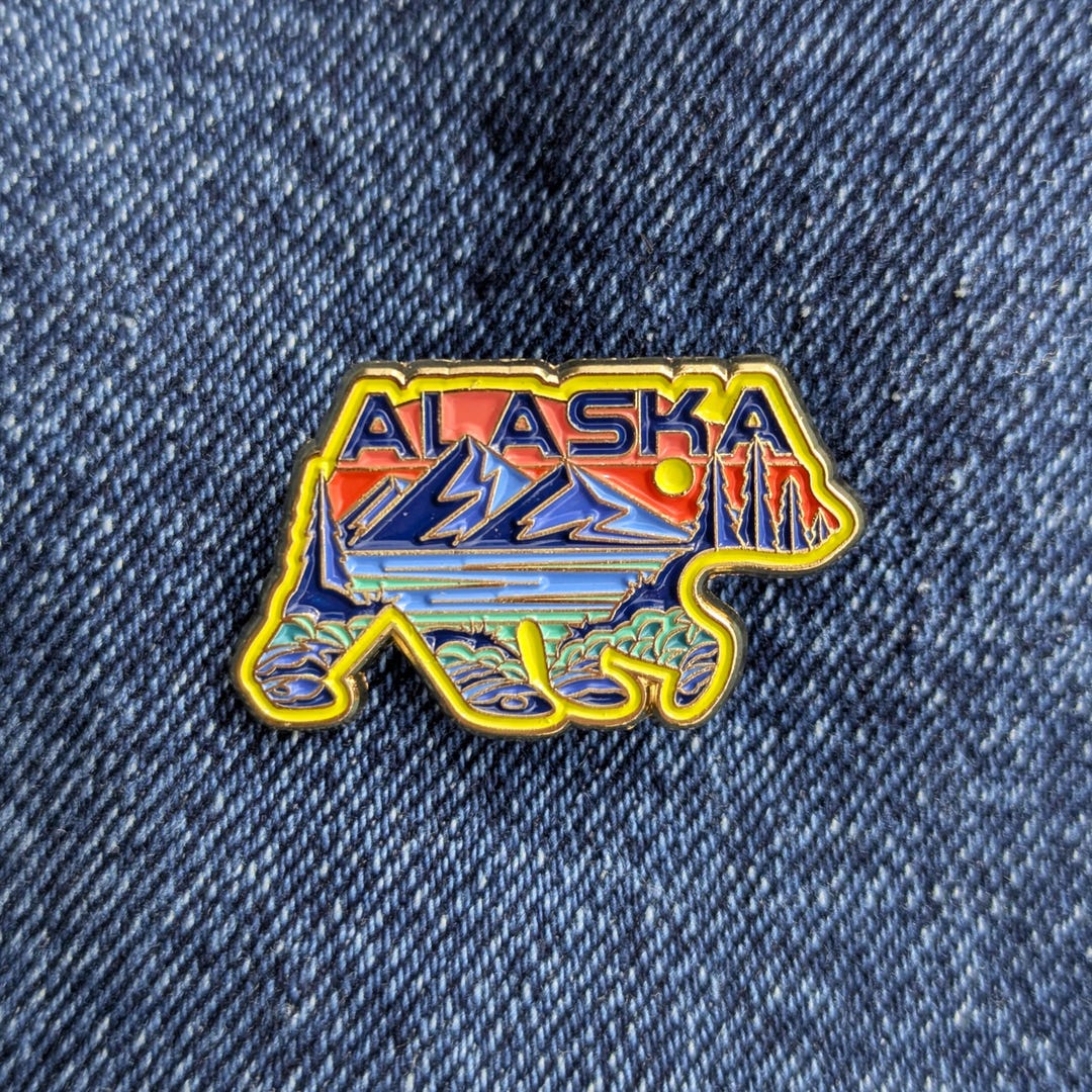 Alaska USA Enamel Pin 1.25" Inch, Travel Pins Golden Metal Badge Flair ...