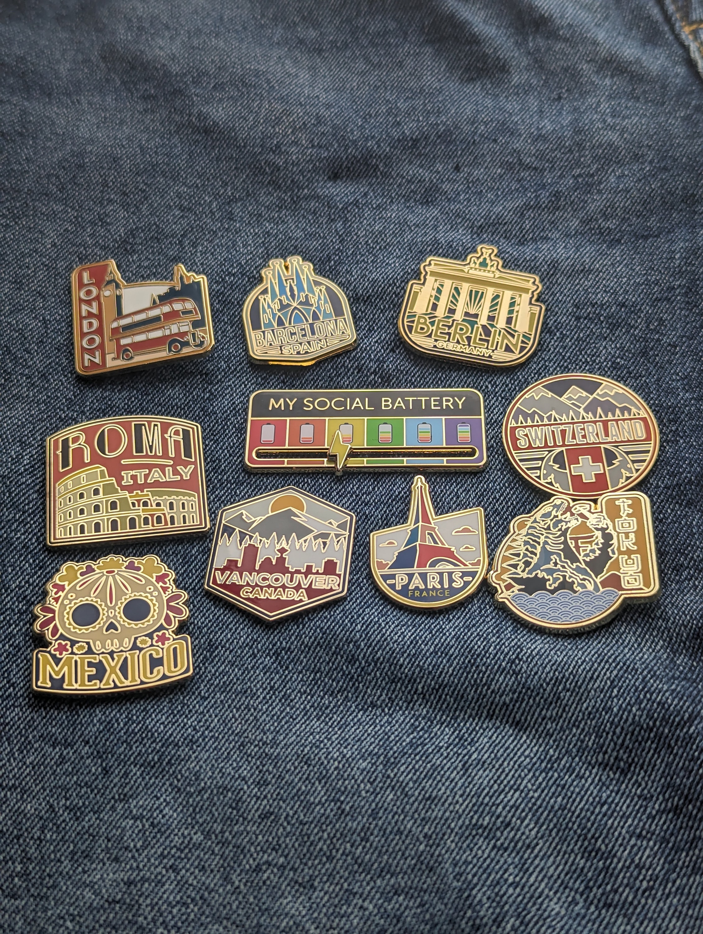 Vancouver Canada Travel Pin, Hard Enamel Pin, Gold, Metal, Flair ...