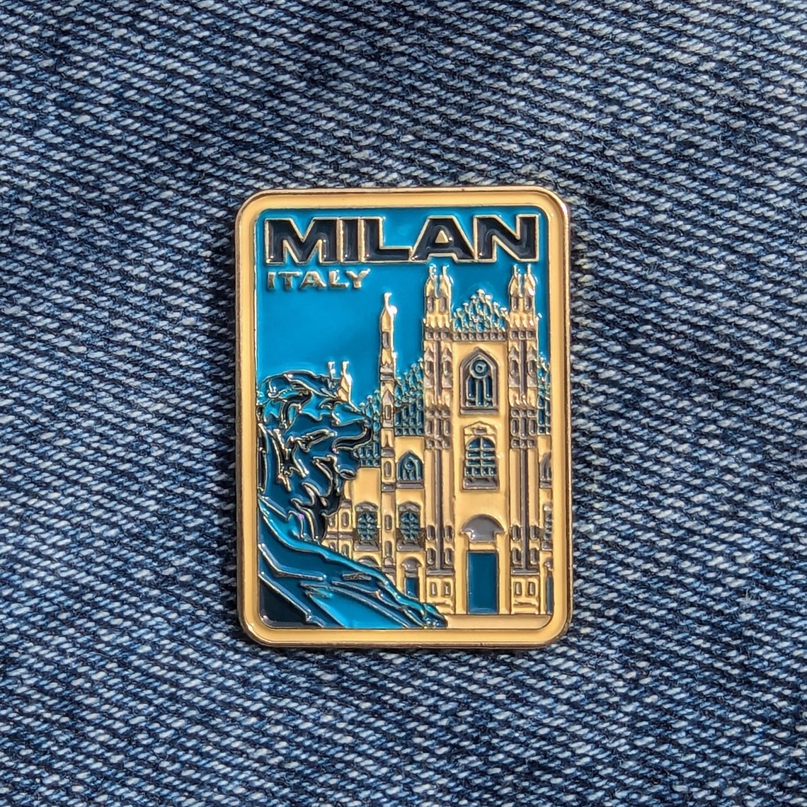 Milan Italy 1.25" Enamel Pin Travel Badge Pinback Golden Lapel City ...