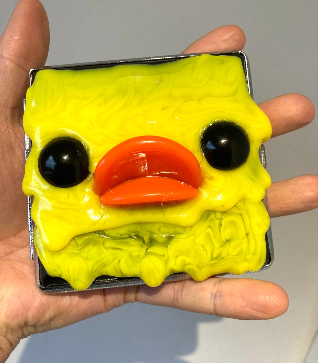 Duck Face Cigarette or Card Case Coins Wallet Stash Box Weird Kitsch ...
