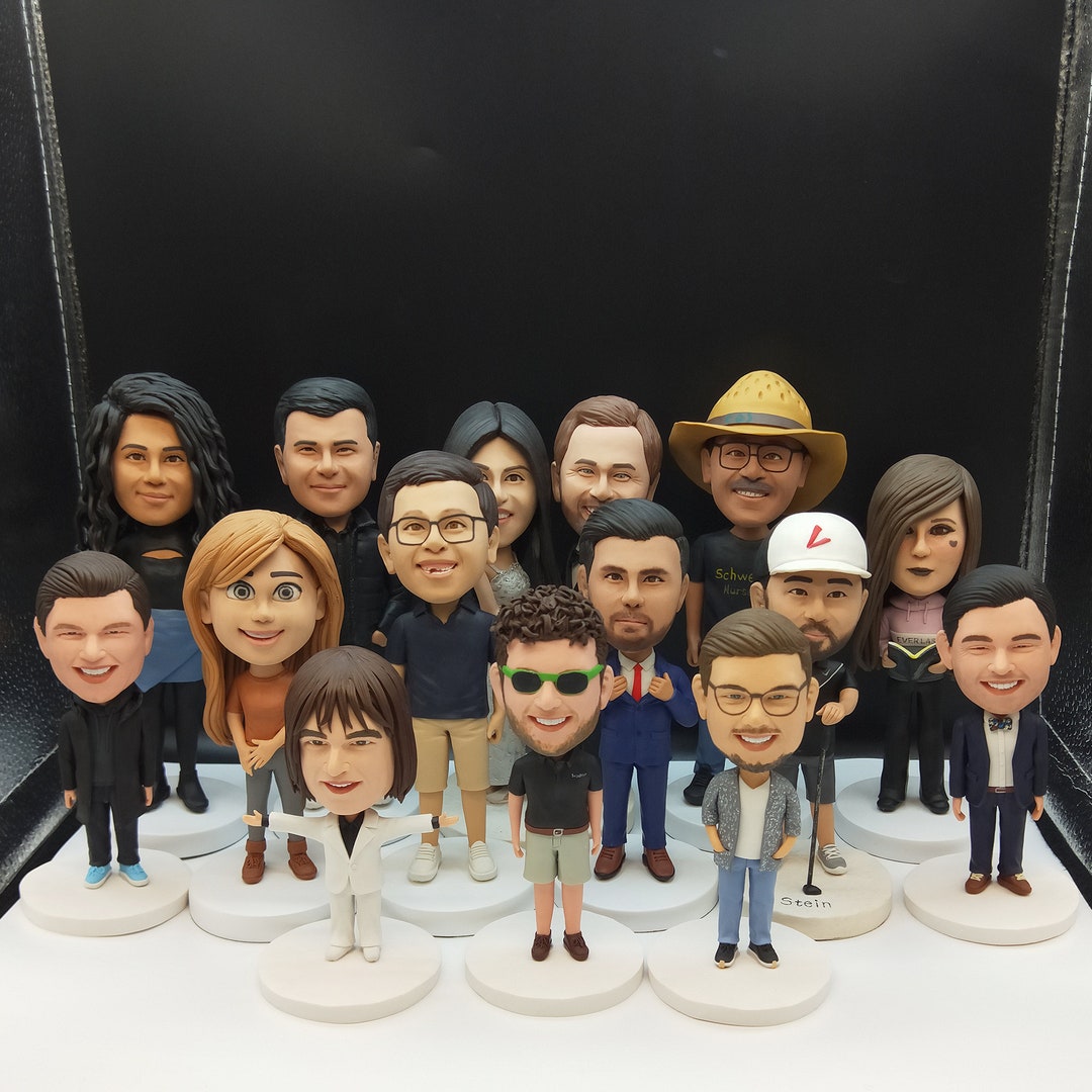 Personalized Bobblehead Figurines: Ideal for Dad, Best Friends ...