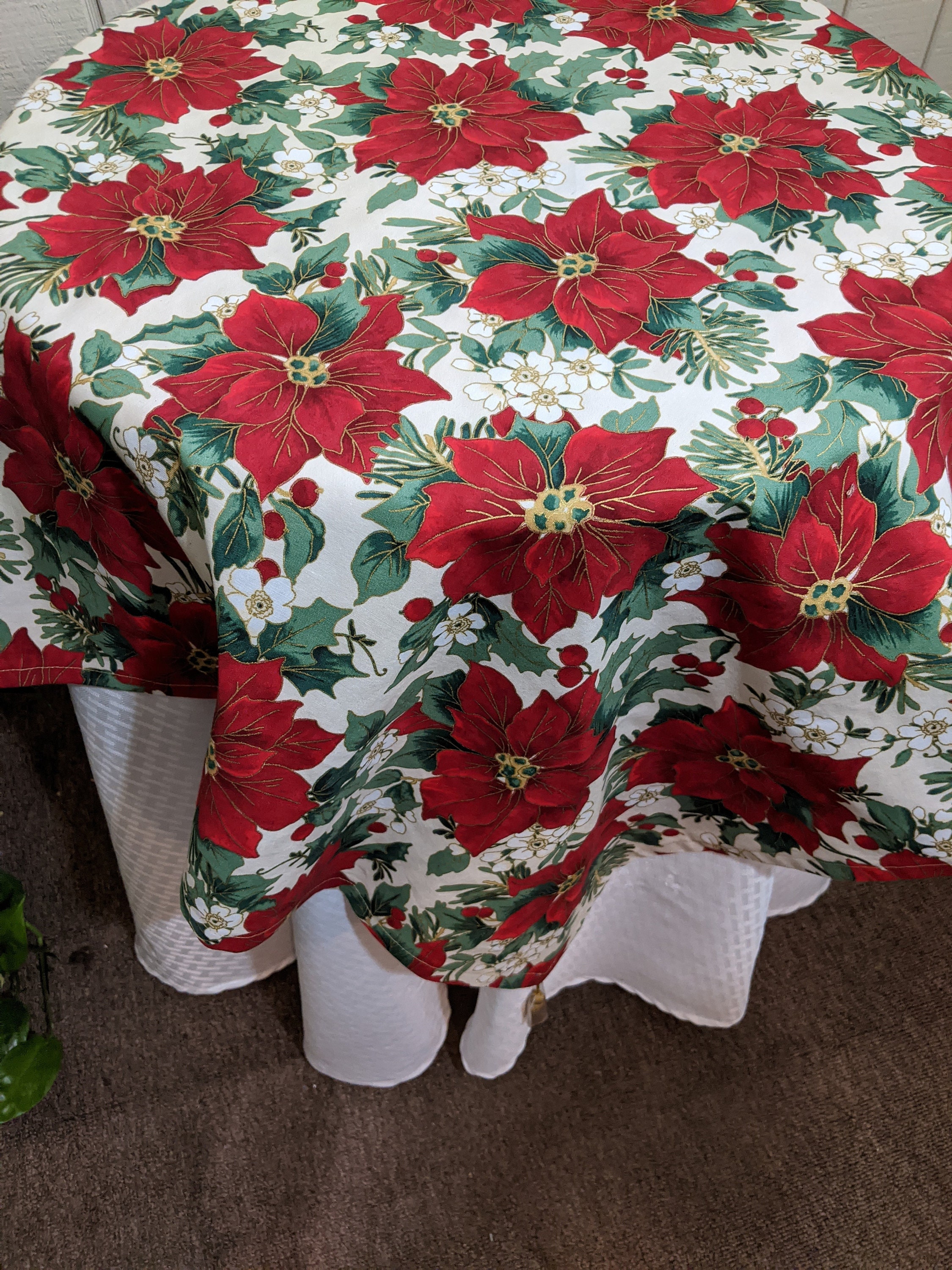 Table Scarf With Red Poinsettias - Etsy