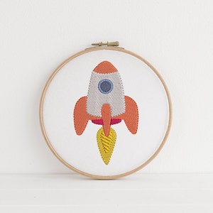 ROCKET SHIP Machine Embroidery File Vintage Space Ship | Etsy