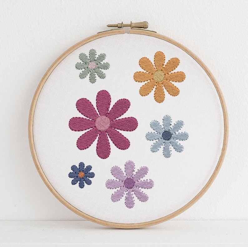 Mini Daisy Flowers Machine Embroidery Pattern | 6 Sizes Mini Daisies ...