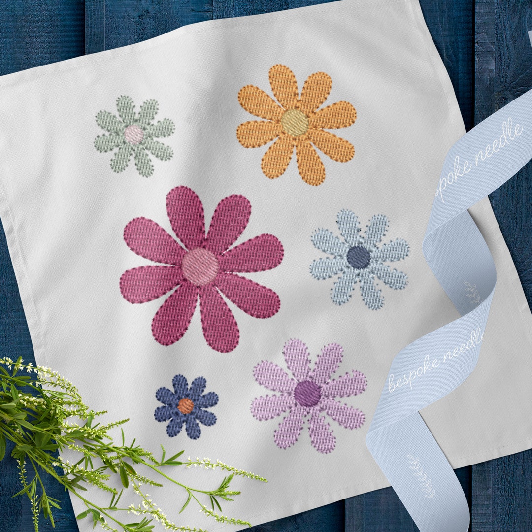 Mini Daisy Flowers Machine Embroidery Pattern | 6 Sizes Mini Daisies ...