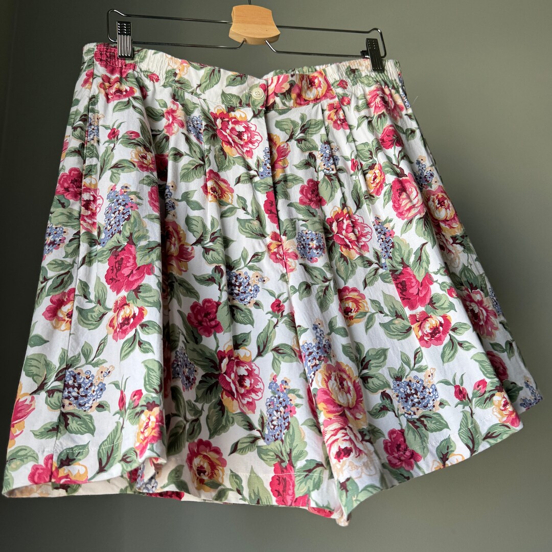 34 Waist Wide Leg Shorts Pretty Floral Print Pleated High Rise Loose ...