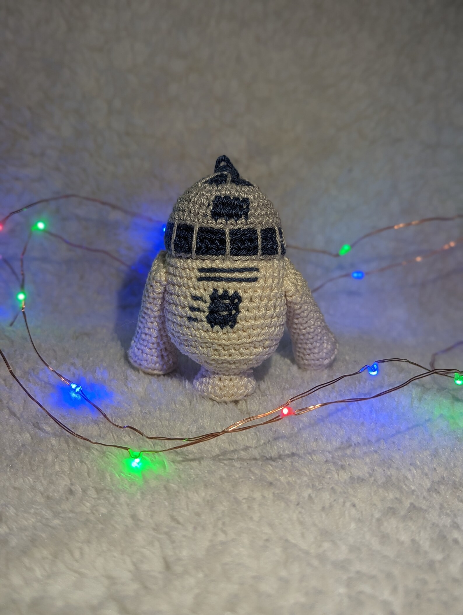 Crochet R2-d2 Keychain - Etsy Canada