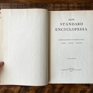 1944 New Standard Encyclopedia Pictorial Edition | Vol. 10 | Vintage ...