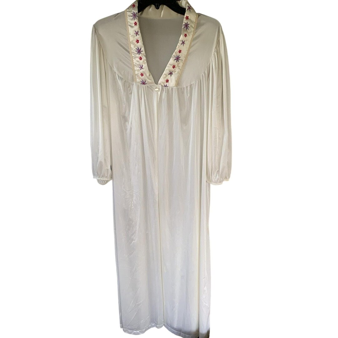 Women's Large Movie Star Vintage White Long Night Gown Button Down Robe ...