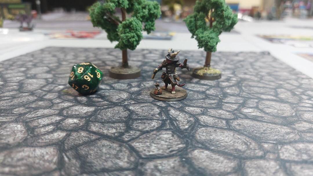 Hero Forge Custom Young/child Tiefling Bard/dnd/rpg Fantasy Miniatures ...