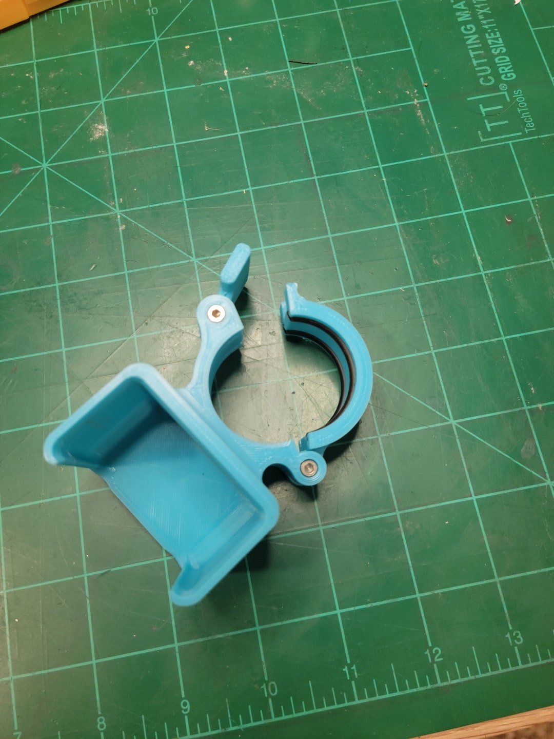 Kestrel Holster Tripod Clamp - Etsy