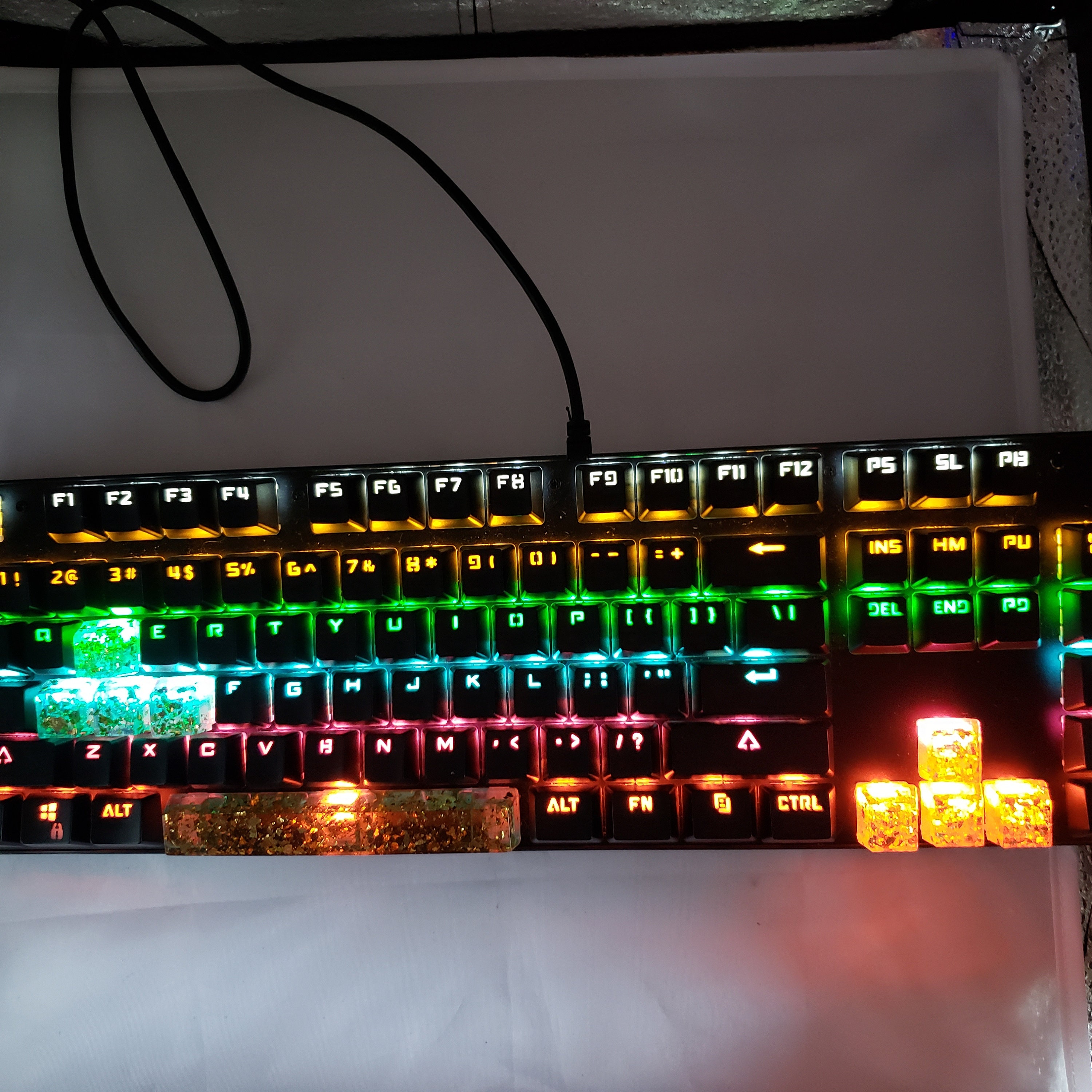 Hand-made Keycaps. Green Epoxy Gold Foil Mechanical Keyboard | Etsy