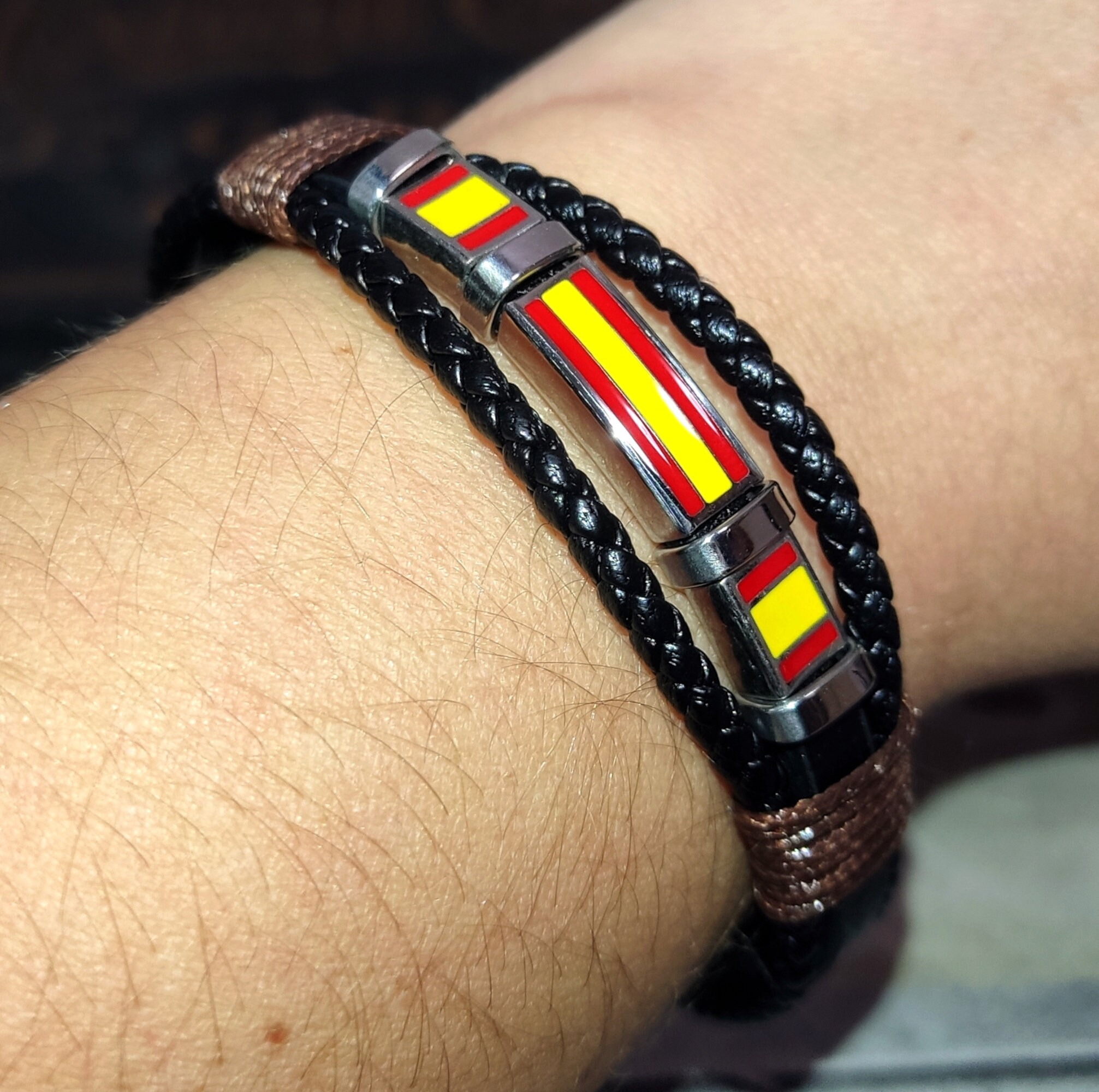 Leather Bracelet Spain Triple Flag Safety Clasp Stainless Steel ...