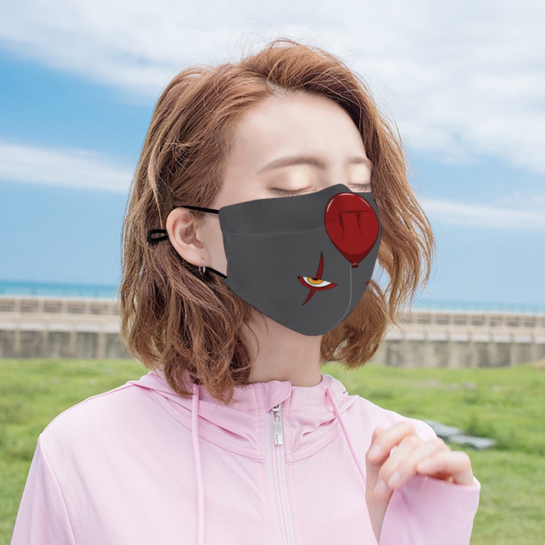 IT Red Balloon Pennywise Clown Stephen King Movie Book Quote Cloth Face ...