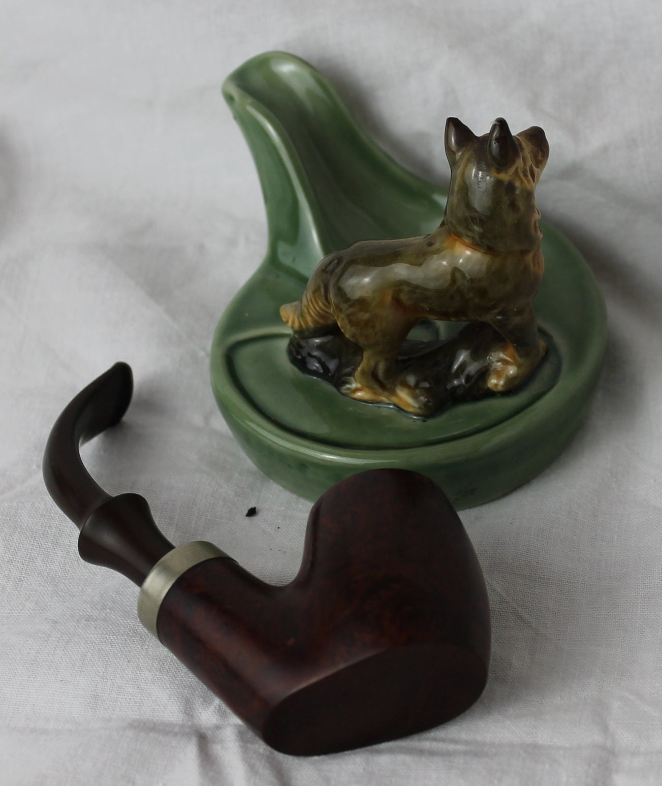 Pipe and Dog Ceramic Pipe Stand Made by Wade, Vintage Items - Etsy