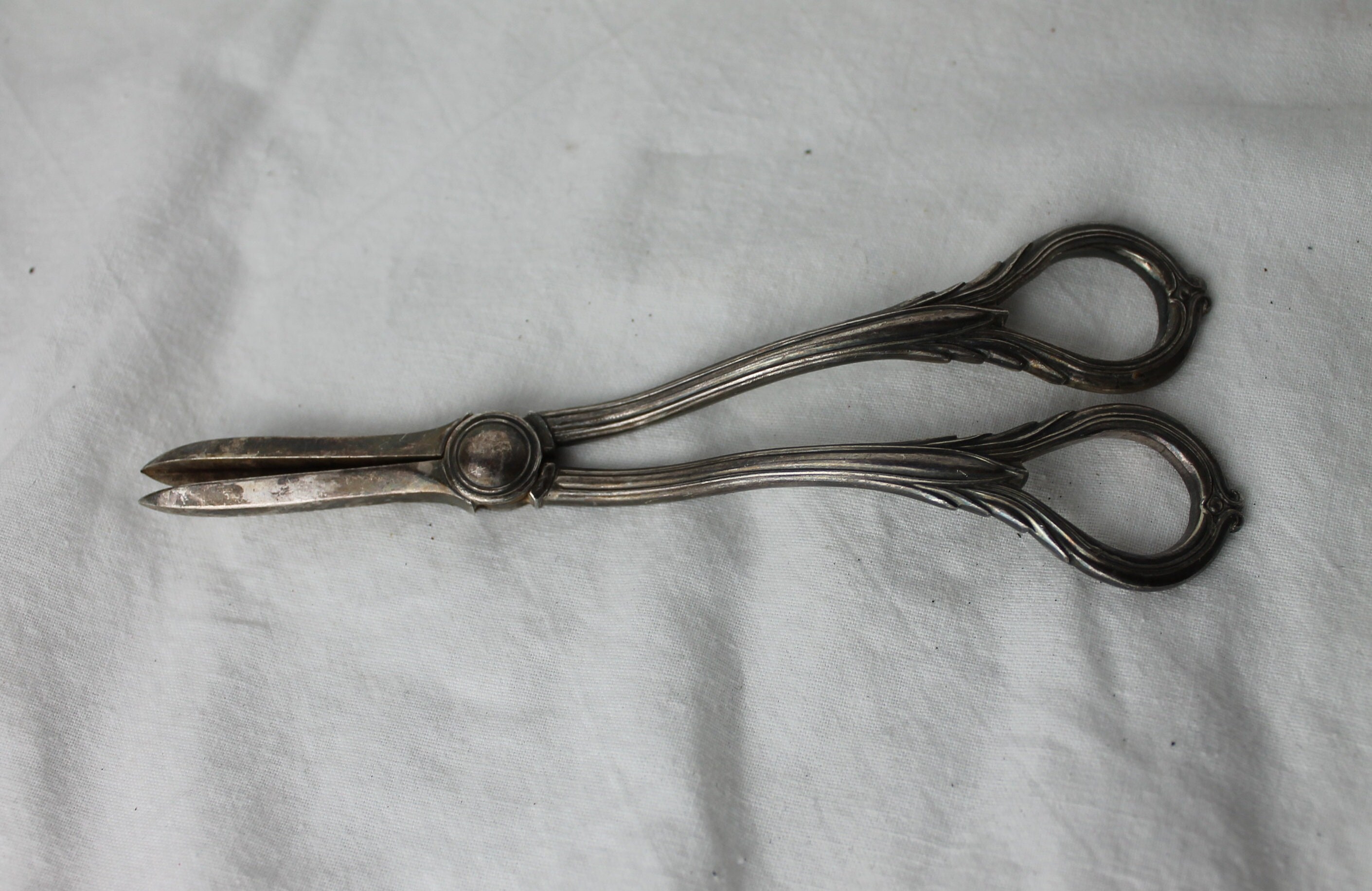 Grape Scissors Vintage Set - Etsy