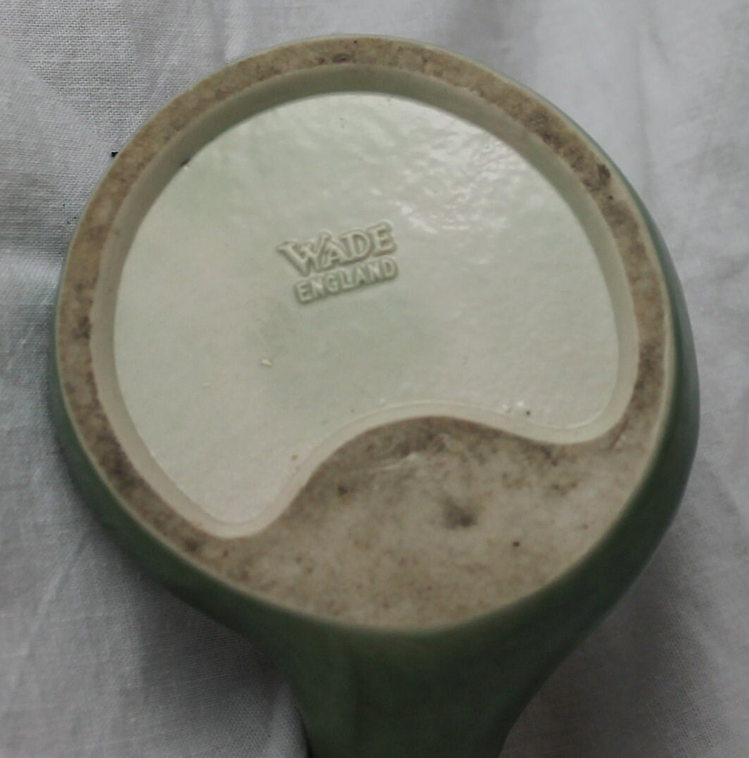 Pipe and Dog Ceramic Pipe Stand Made by Wade, Vintage Items - Etsy