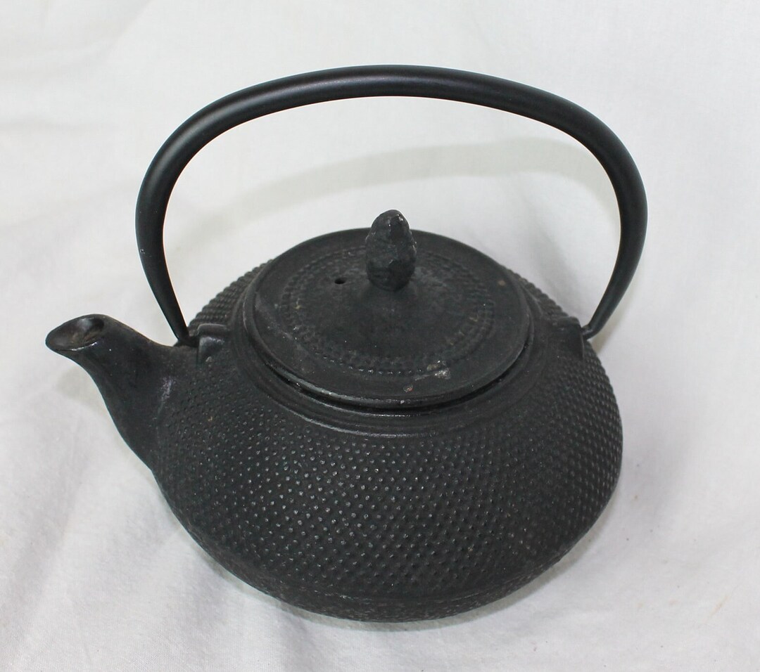 Teapot, Chinese, Vintage, One Pint Pot for Two People, Heavy Black Iron ...