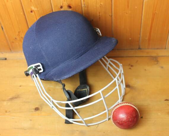 Diamond Cricket Ball