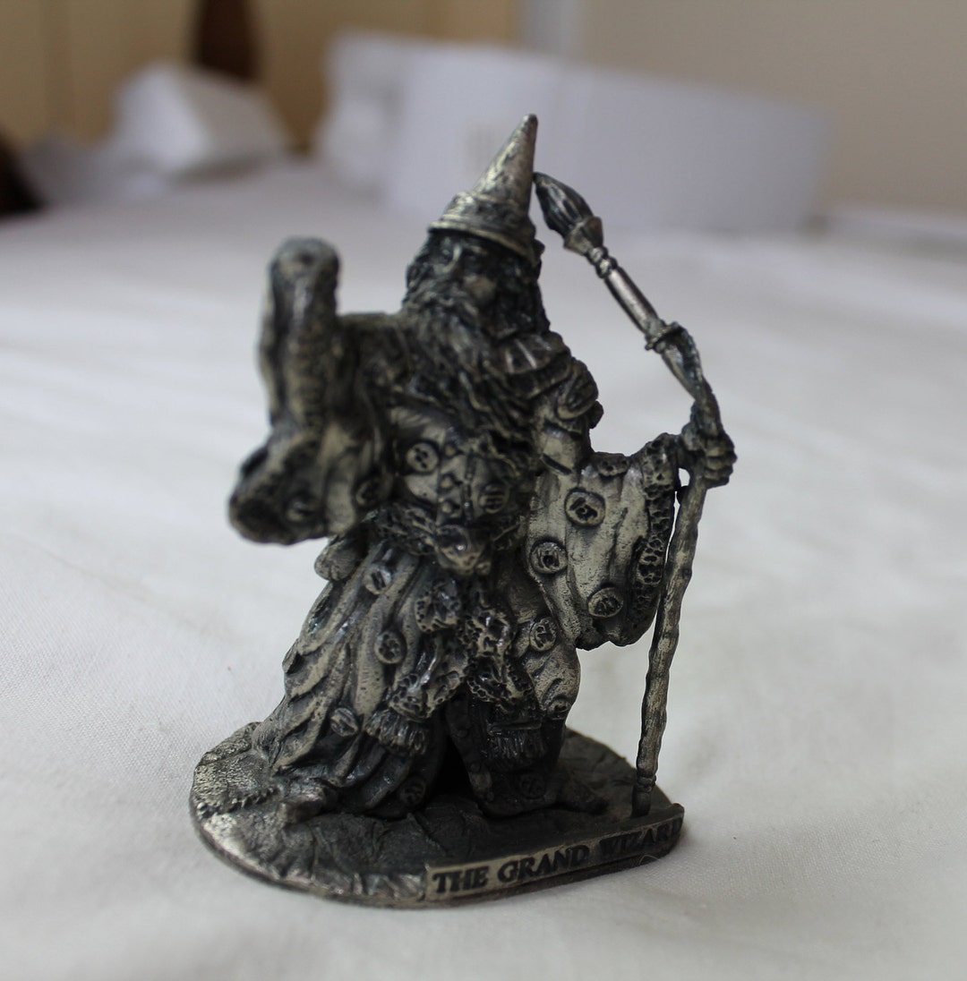 The Grand Wizard, Part of the Mystic Legends Collections by Evergreen ...