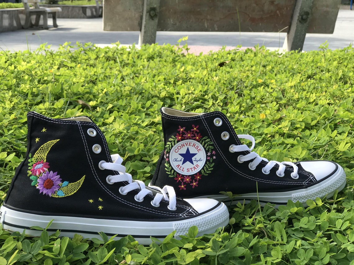 Convesr Chuck Taylor Embroidered Personalized/custom Converse - Etsy