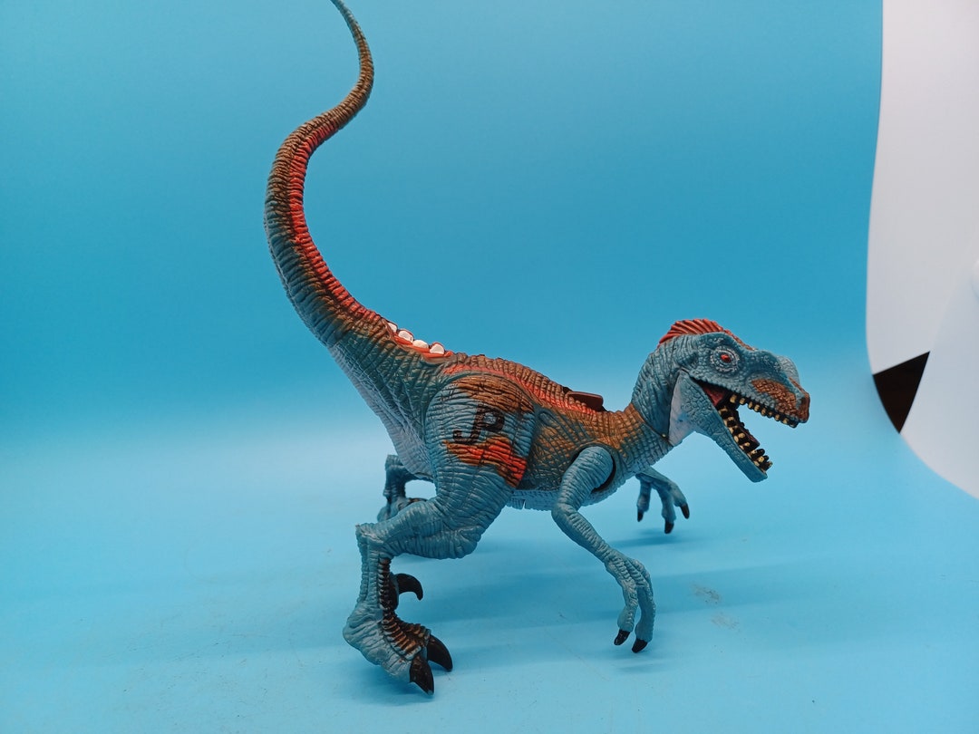 Jurassic Park Dinosaurs 2 Velociraptor Blue Velociraptor, 2000, 200x ...