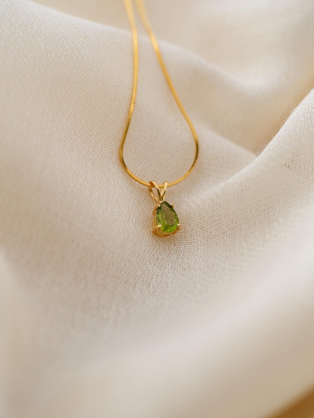Peridot Pendant, 24K Gold Vermeil on 925 Sterling Silver, Natural Green ...