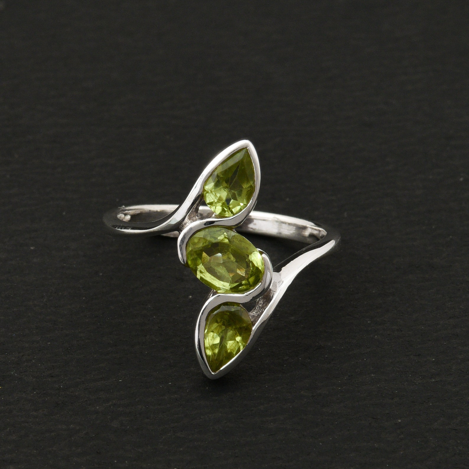 Unique Peridot Ring Natural Green Gemstone August | Etsy