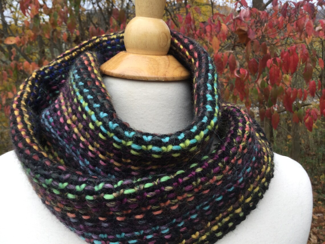 Stained Glass: Hand Knit Linen Stitch Scarf Circular - Etsy