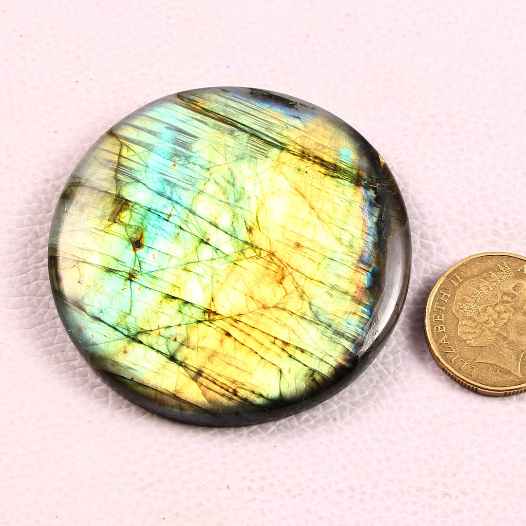Size 59x59x9mm 294cts. Top Quality Natural Labradorite Round Cabochon ...