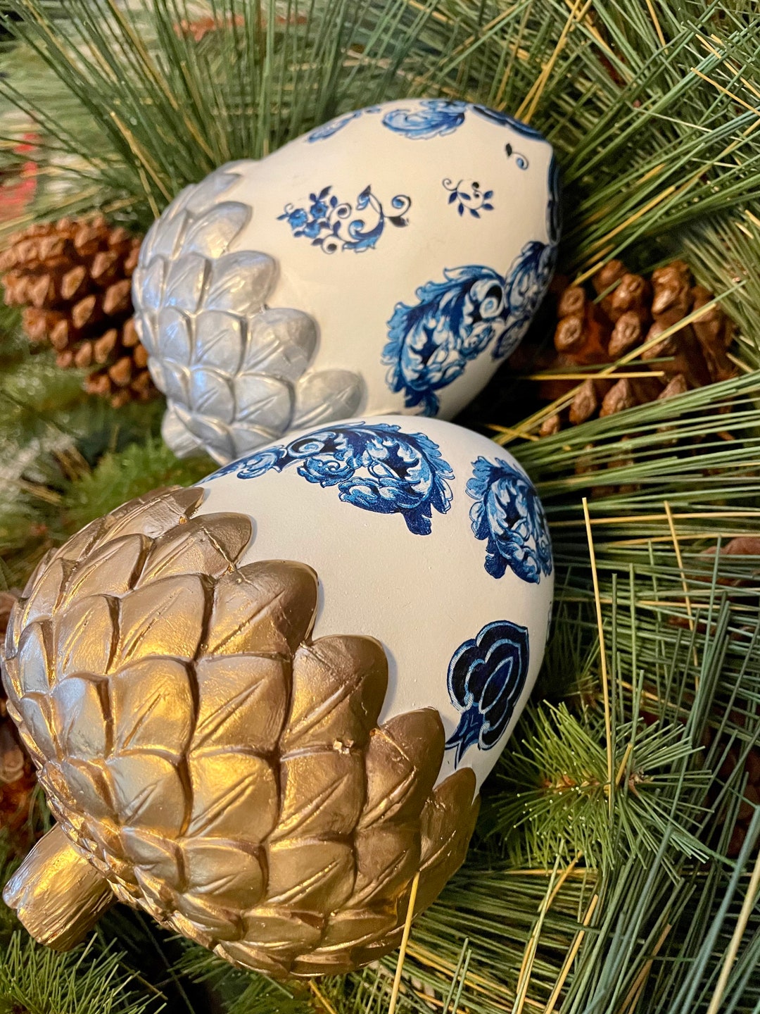 Christmas Acorns / Christmas Decor / Holiday Decor - Etsy