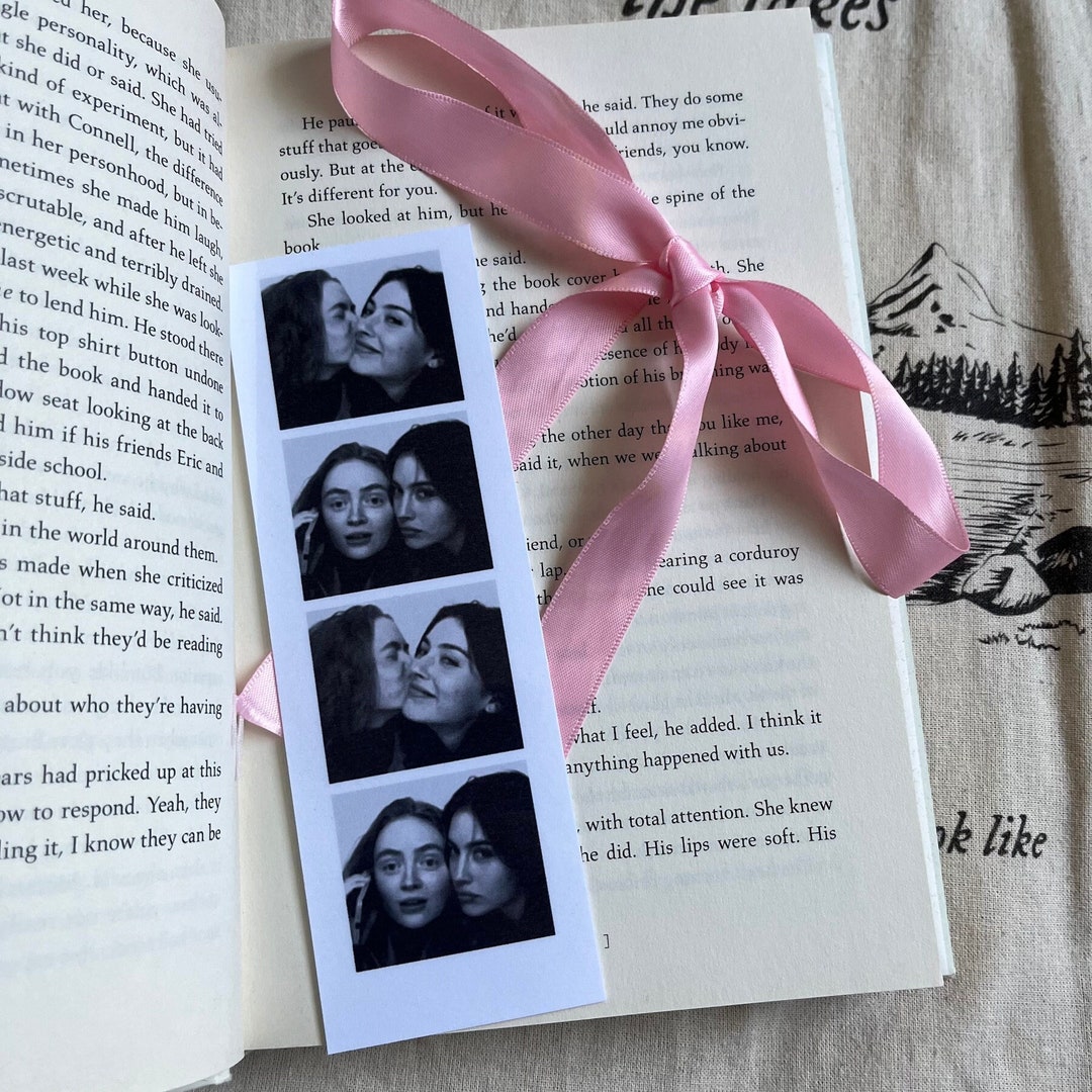 Sadie Sink and Gracie Abrams Laminated Cardstock Photo Booth - Etsy