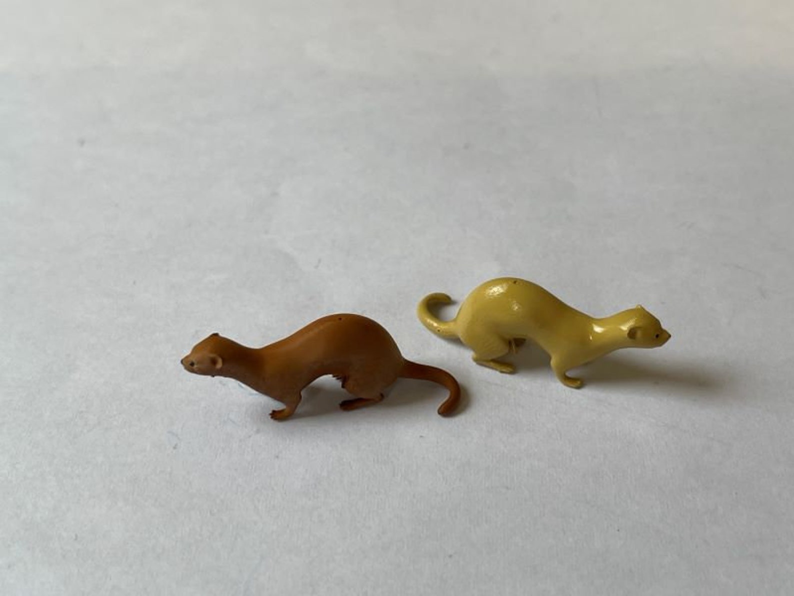 Ferret Miniature, Tiny Animal Figurine, Dollhouse Decor, Diorama ...