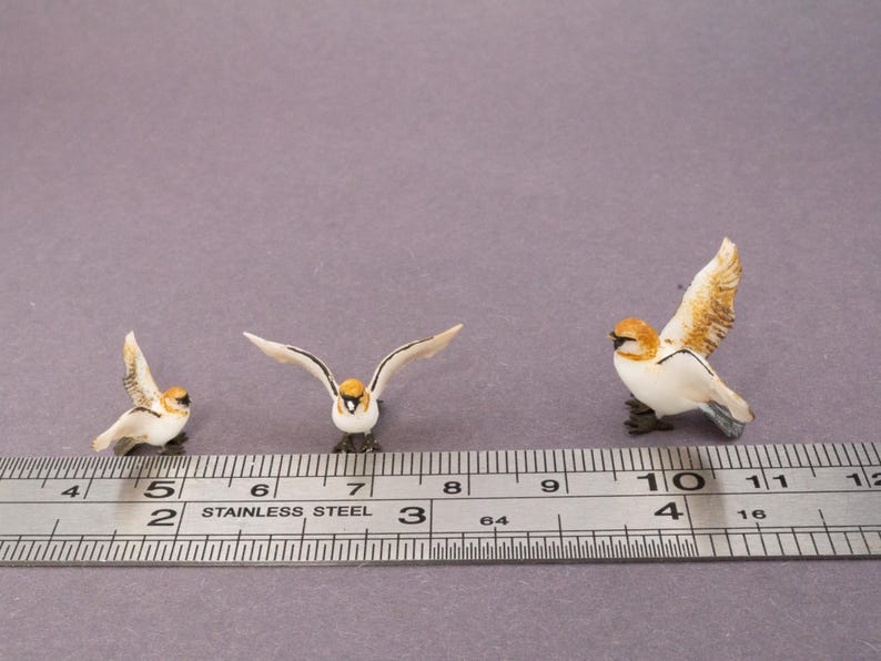 Sparrow Bird Miniature, Tiny Animal Figurine, Dollhouse Decor, Diorama ...