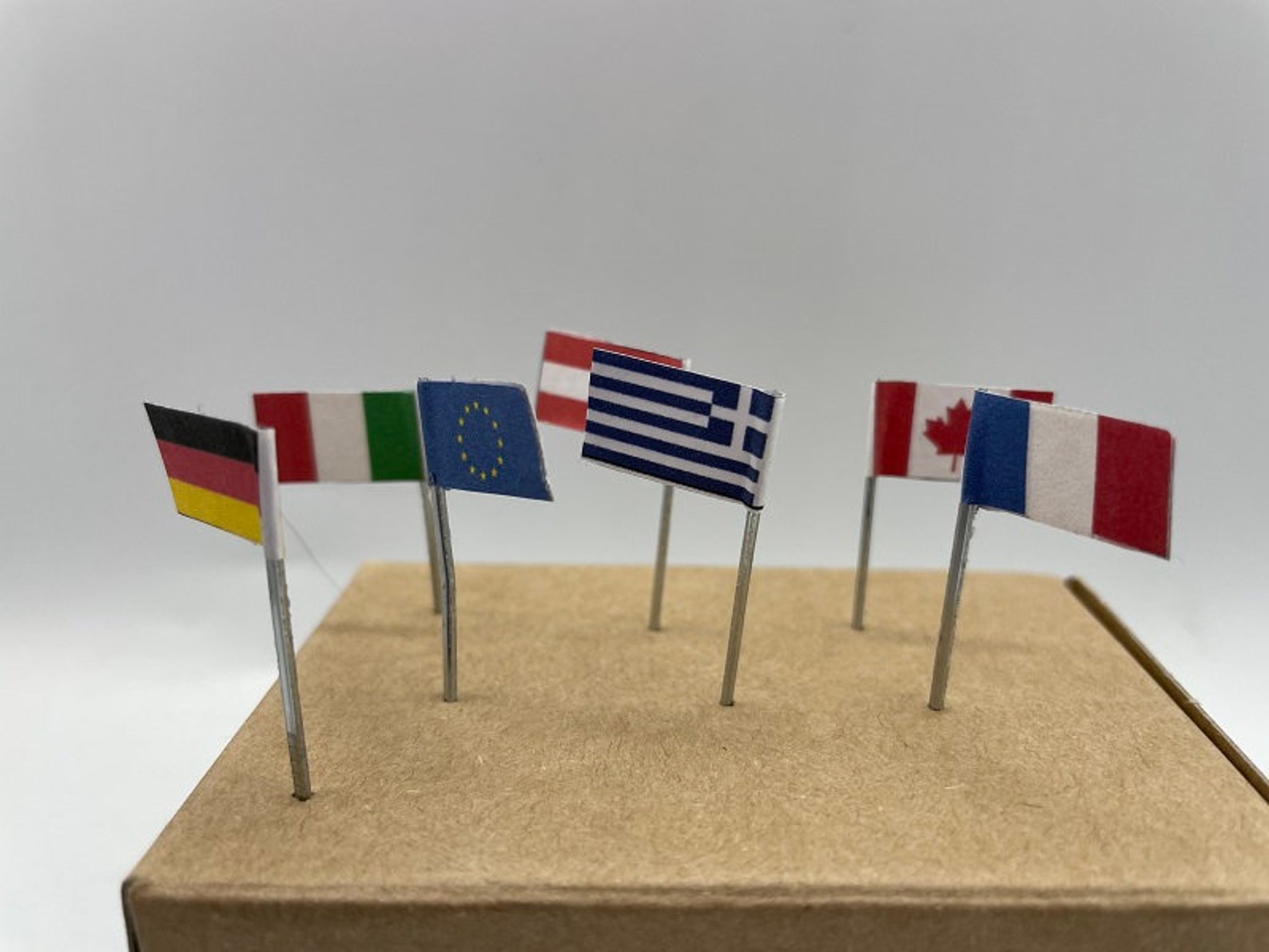 Country Flags Miniature, Dollhouse Decor, Diorama Accessory ...