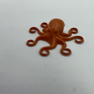 Miniature Octopus Figurine, Cute 3D Printed Sea Creature Decor ...
